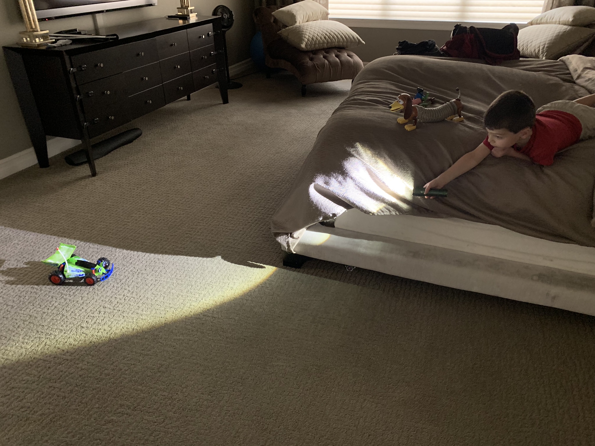 4 Steps To Make Screen Time Interactive Using Toys – Big Abilities